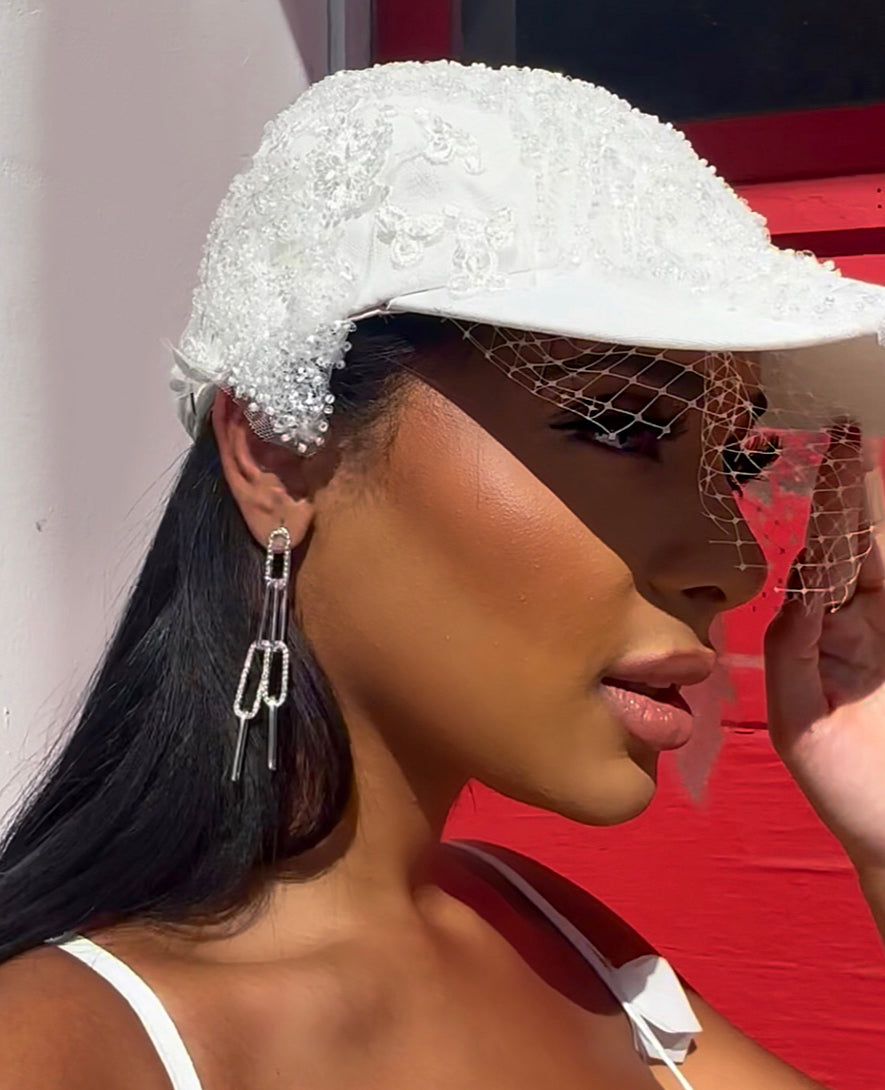 Vicki Veil Bridal Lid – Meow and Barks Boutique